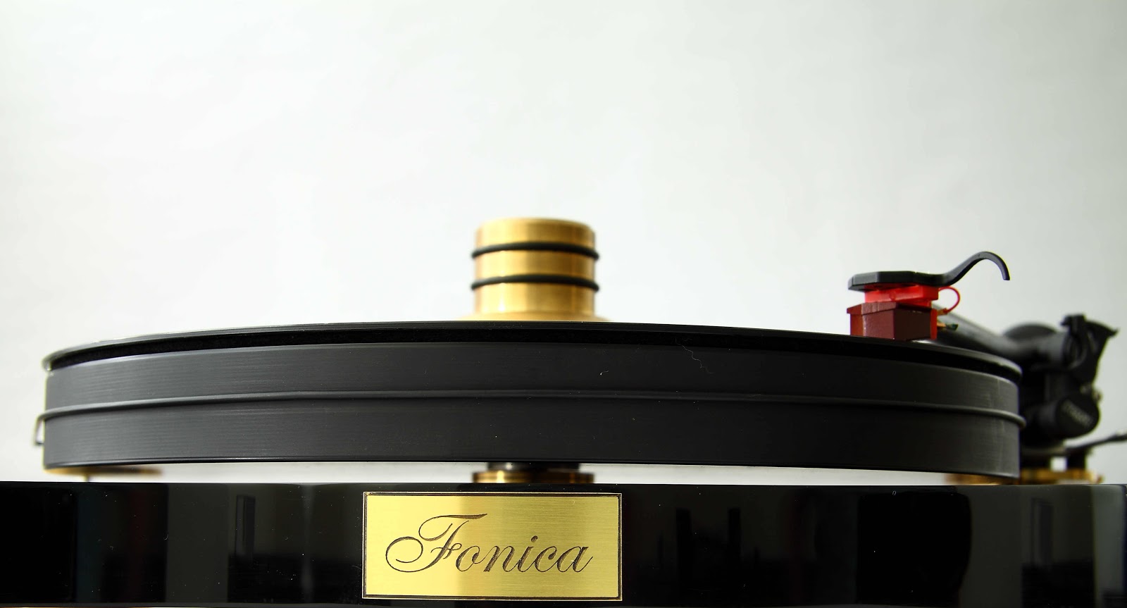 FONICA i SUPERTECHNIKA | Audio Lifestyle